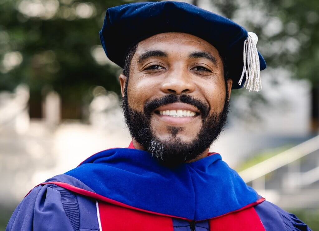 Accredited Online Teaching Degrees | Gracelyn University